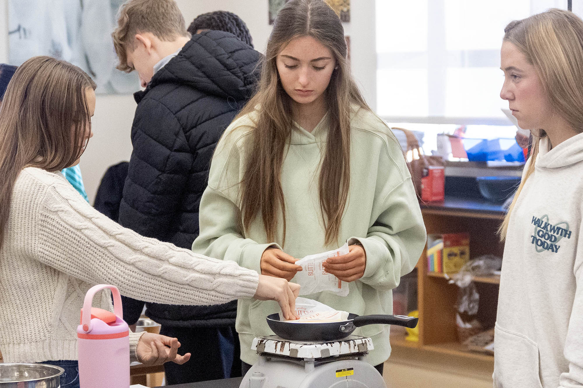 Crunch Crunch Yummmm: Learning the Chemistry Behind Cooking - MICDS